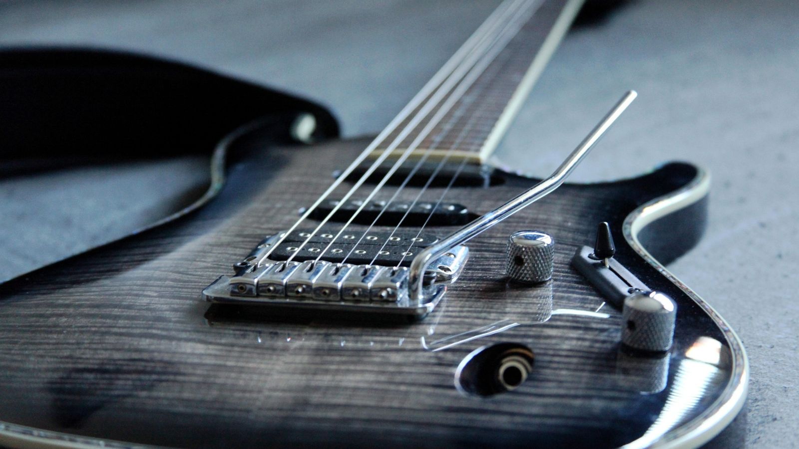 Comment utiliser le vibrato à la guitare électrique